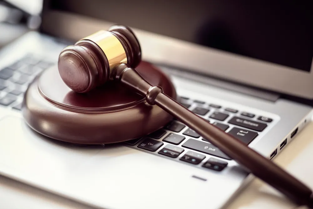 Fałszywe opinie w internecie - Prezes UOKiK nałożył kary - Infor.pl