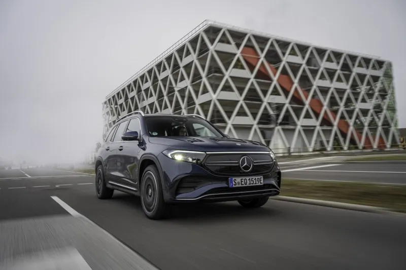 Mercedes EQB: 7-miejscowy, rodzinny i elektryczny SUV - Infor.pl