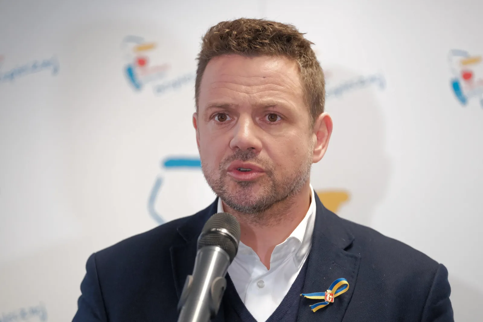 Trzaskowski: W Warszawie i gminach ościennych jest 300 tys. uchodźców z ...
